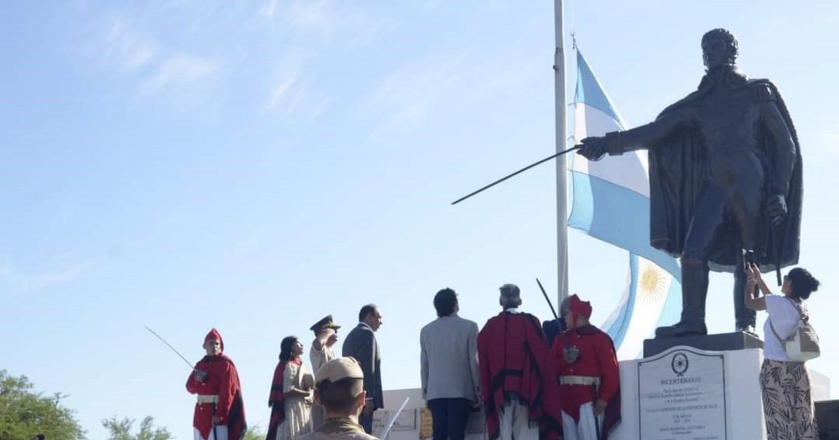 El origen de la bandera celeste y blanca como Símbolo Nacional