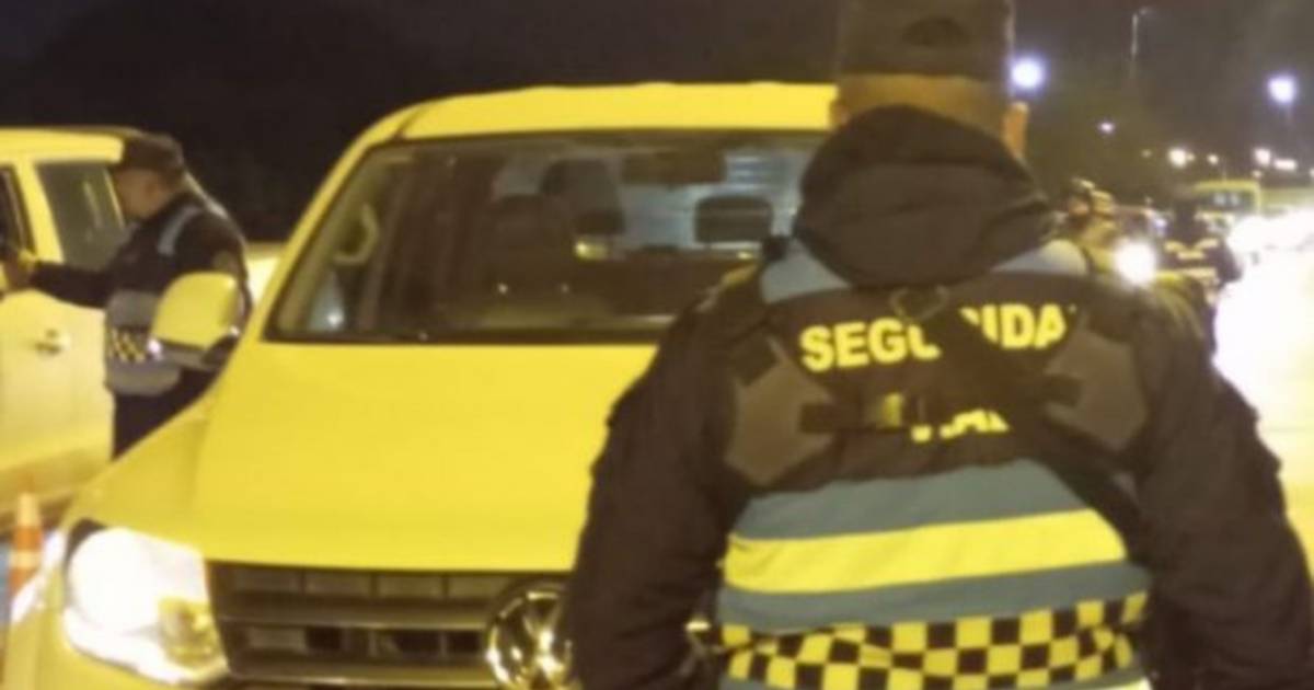 Lo Pararon En Un Control Y Se Llevaron Una Sorpresa La Camioneta Era