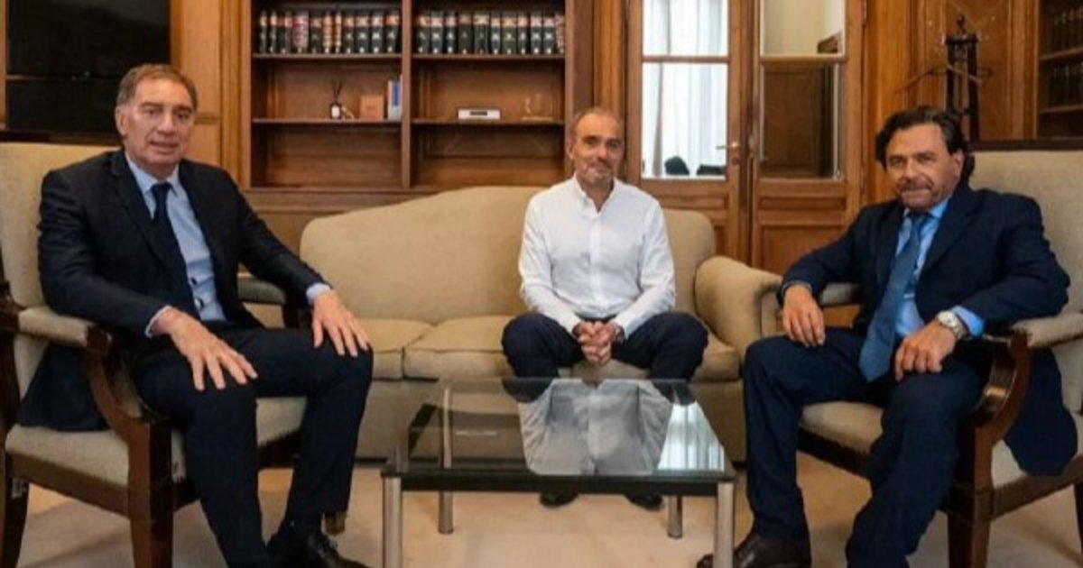 Sáenz reclamó por obras y el gas en Nación