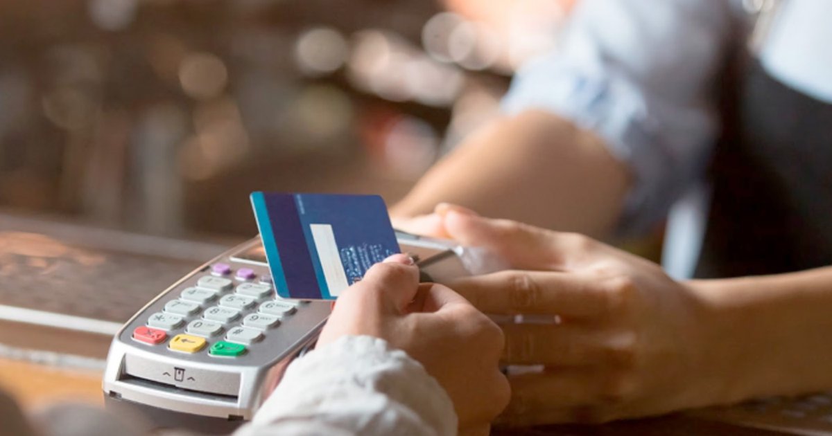 Qué hacer ante el cobro de recargos en el pago con tarjeta Qué hacer ante el cobro de recargos en el pago con tarjeta
