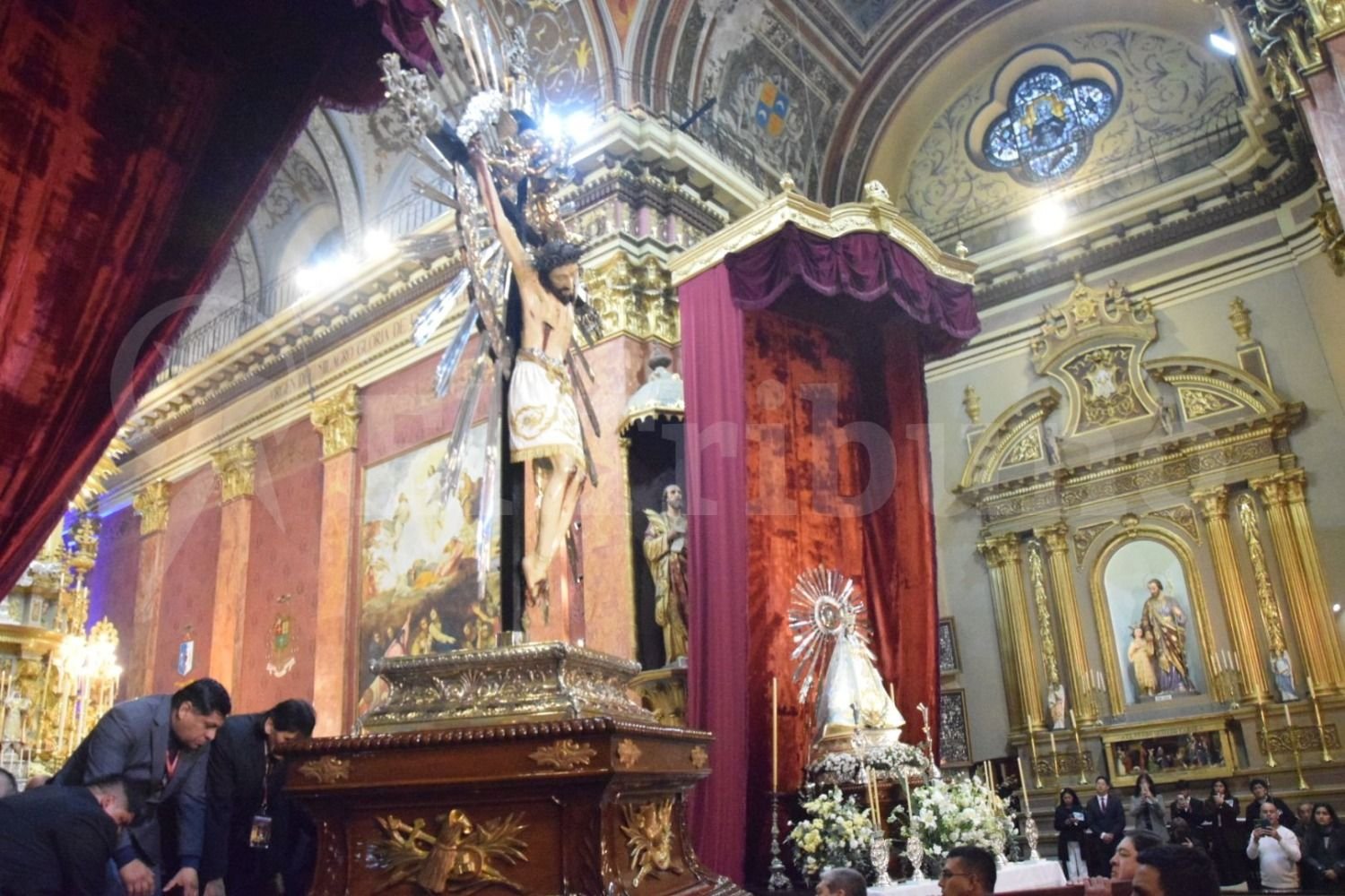 Entronización del Señor y la Virgen del Milagro | Fotogalerías El Tribuno