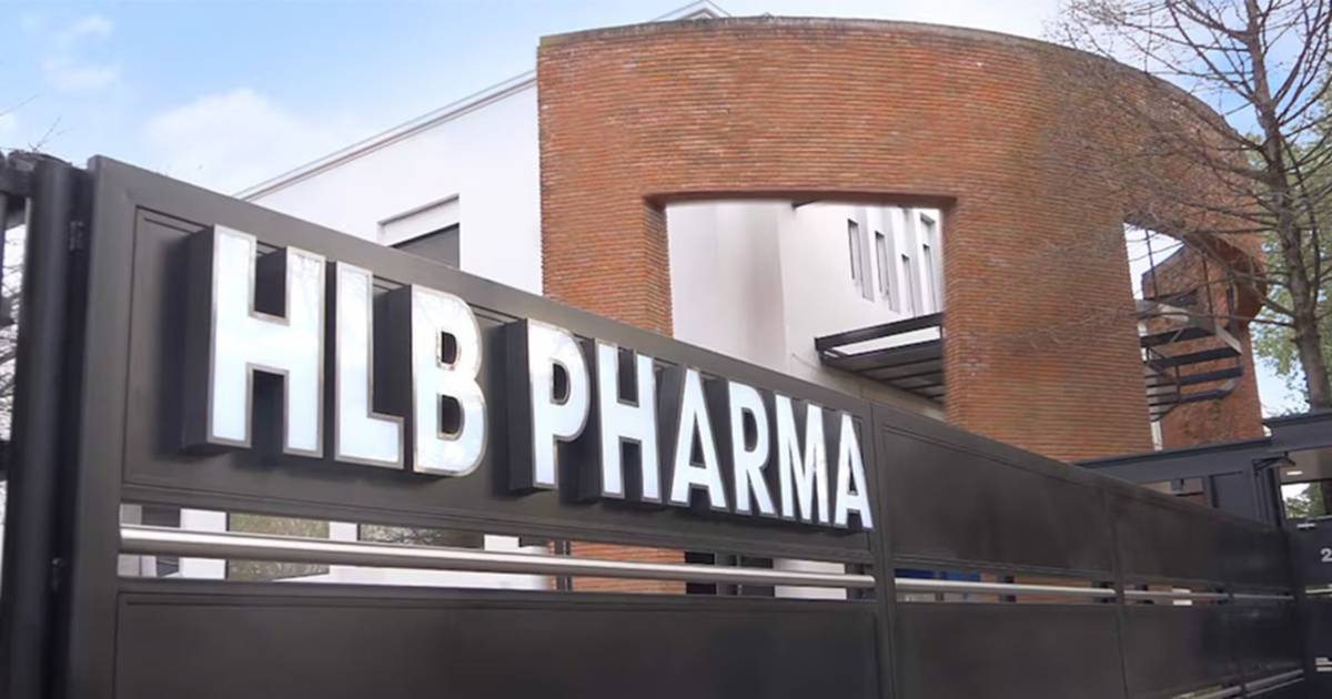 Semidraws shinobo i would say her pictures are pretty