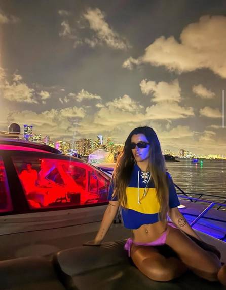 La influencer que vinculan a «Chanchi» Riquelme: ¿QUÍEN ES VALE SALCEDO ...