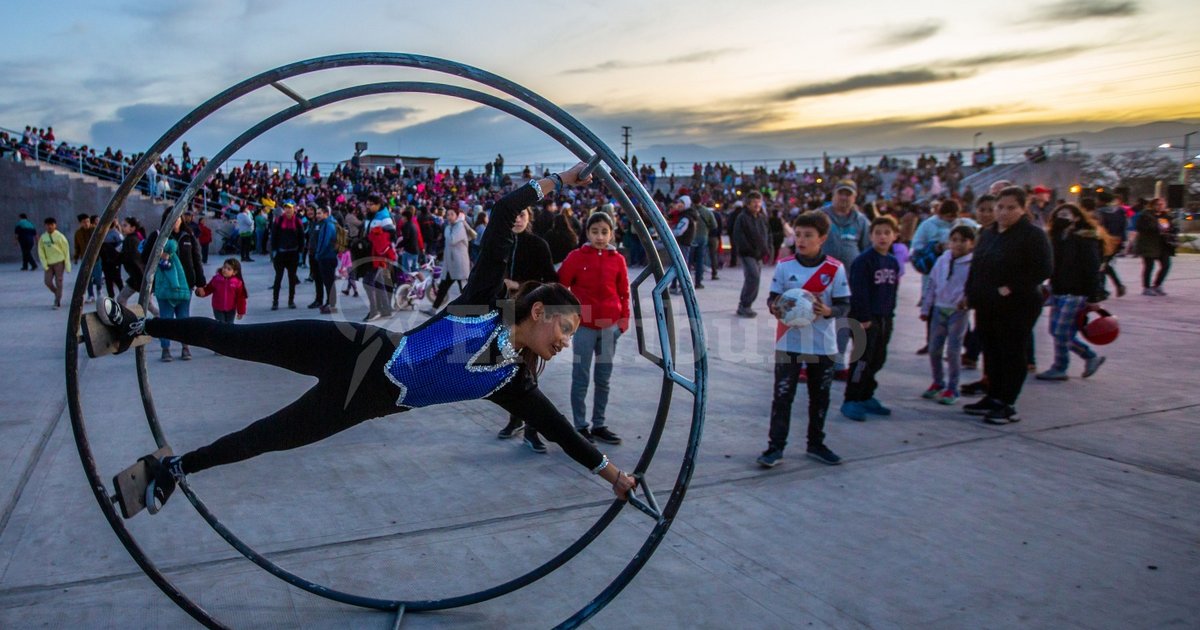 Multitudinario "Día del Niño" en la inauguración del Parque Sur