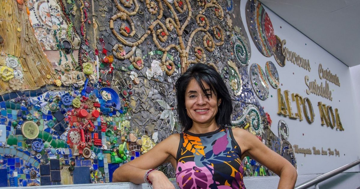 Arte y Reciclaje: el mural sustentable que decora el Alto Noa Shopping