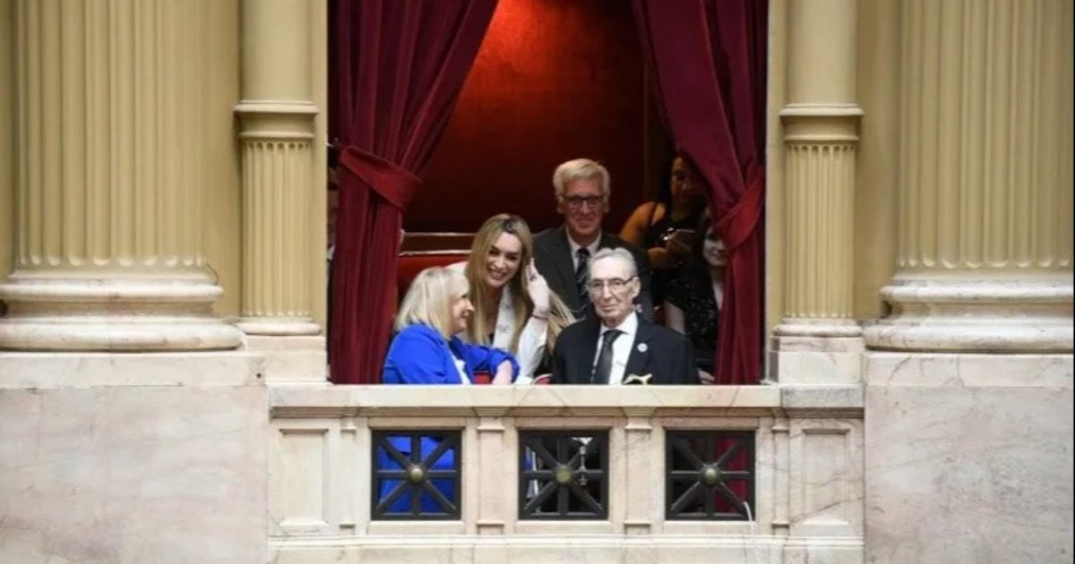 Los padres de Milei, presentes en la asunción